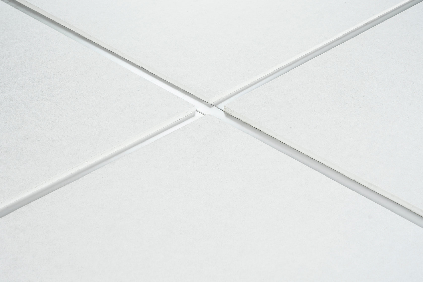 24x24x3/4 Rockfon Alaska® Square Lay-In Ceiling Tiles – High Acoustical ...